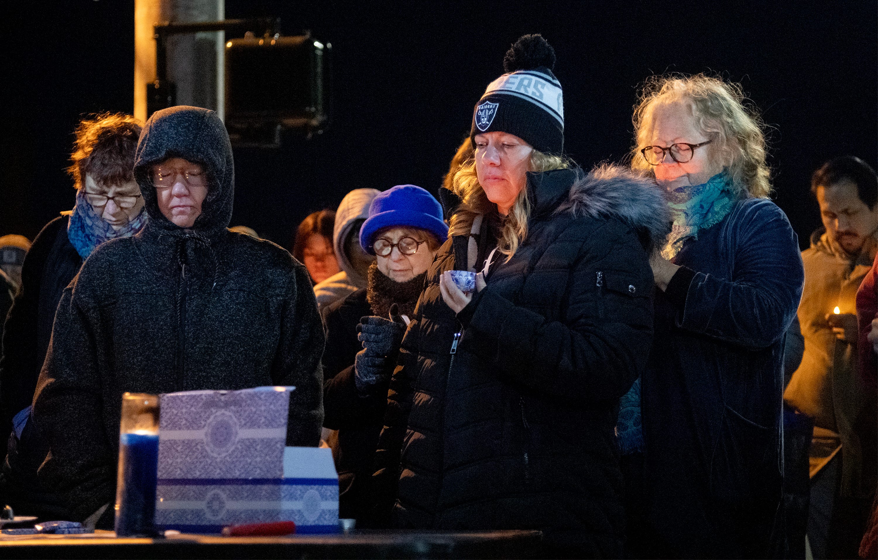 Stockton vigil draws grief, anger over ICE agent’s killing of Minnesota ...