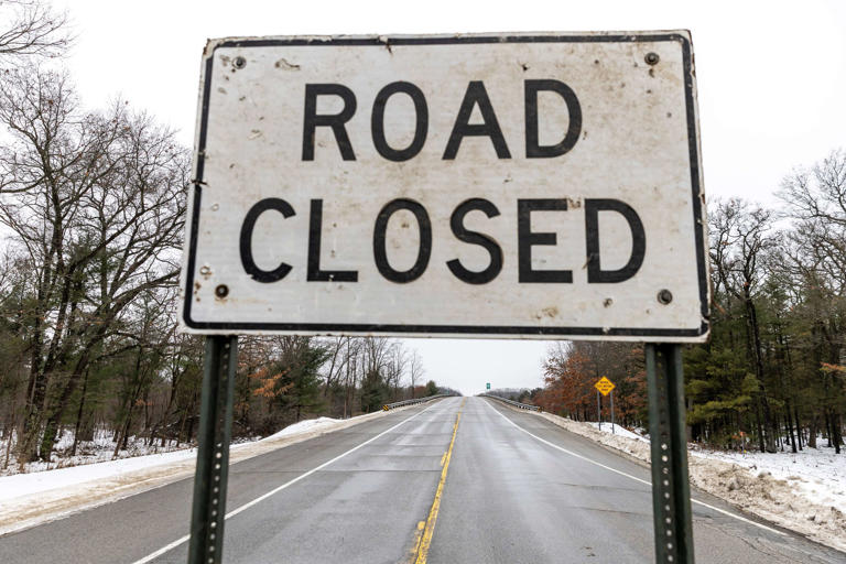 US 31 bridge repair: White Lake Drive overpass closed after hole opens up