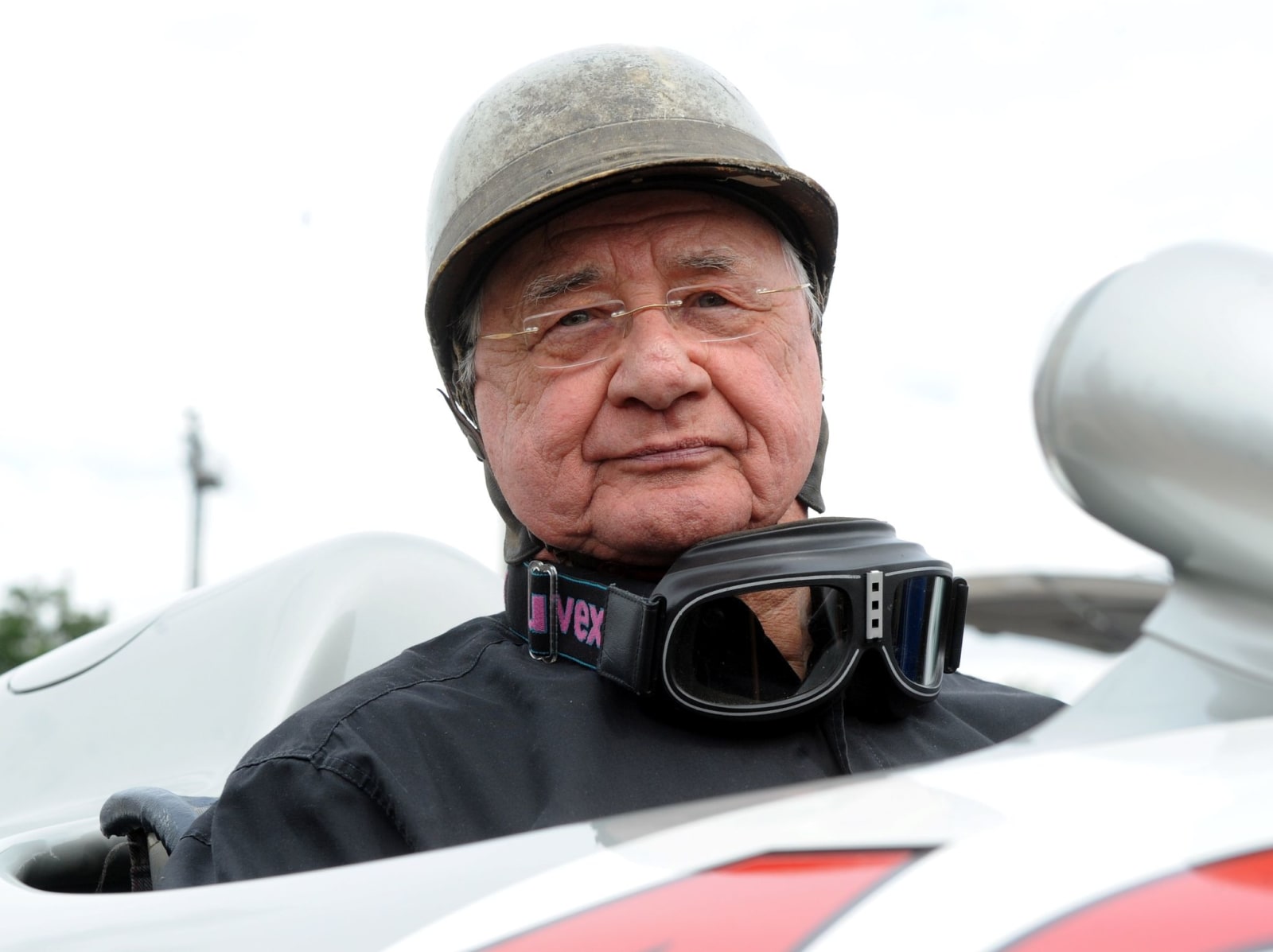 German post-war icon of motor racing Hans Herrmann dies at 97