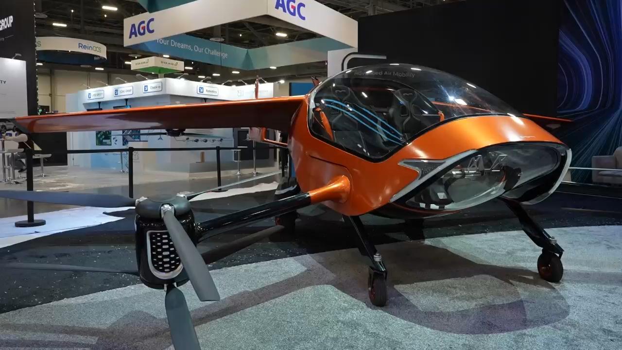 Flying sports car revealed at CES tech show