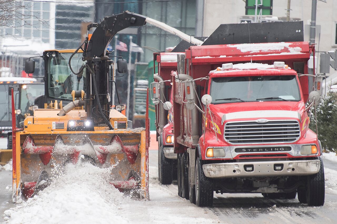 Montreal drops INFO-Neige after 10 years, launches its own snow-removal ...