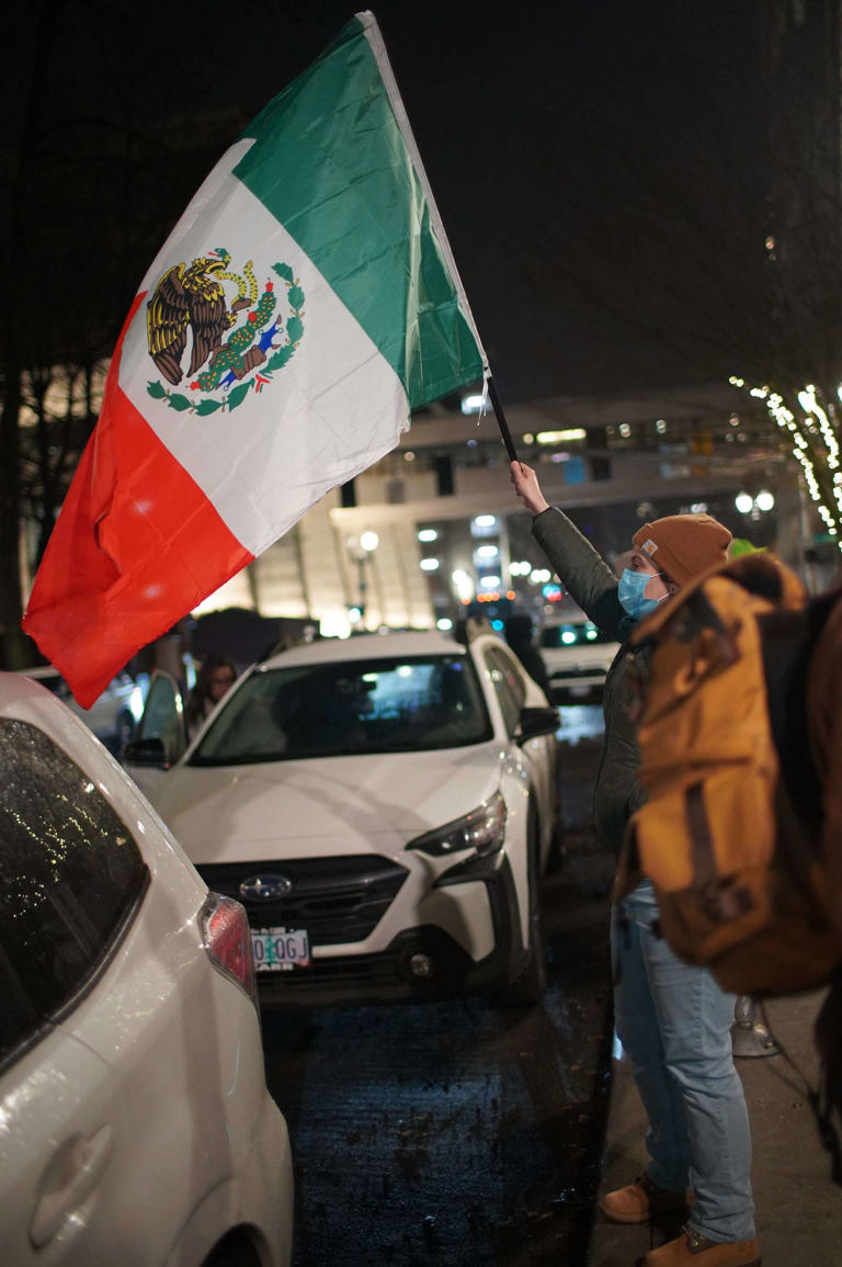 Protesters condemn Border Patrol shooting in Portland; arrests made ...