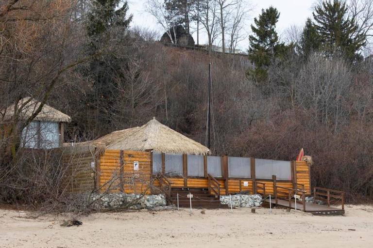 Public property. No trespassing? Man hopes his $313 ticket will reshape ...