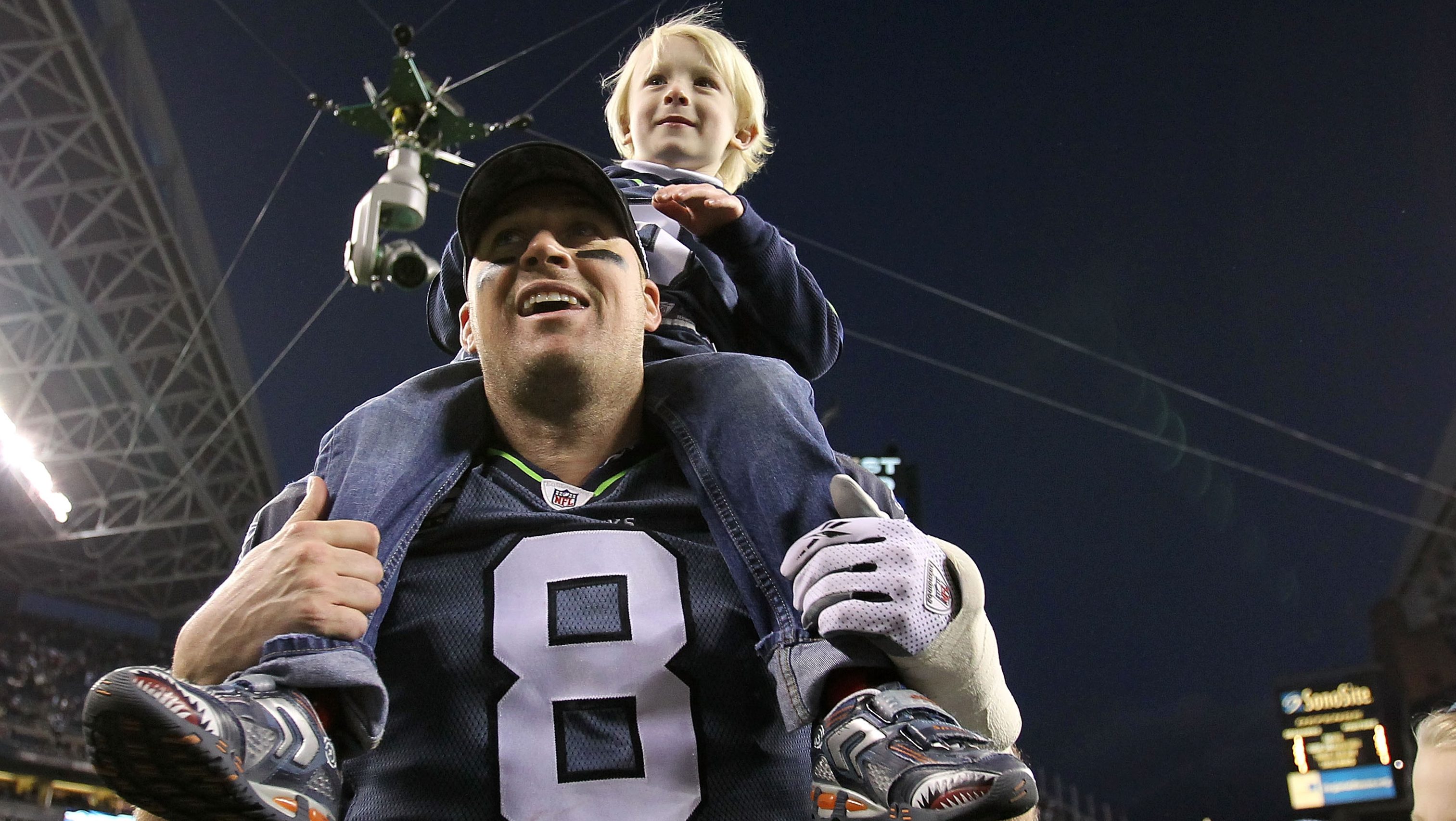 Seahawks Super Bowl QB Matt Hasselbeck gets family news as son transfers
