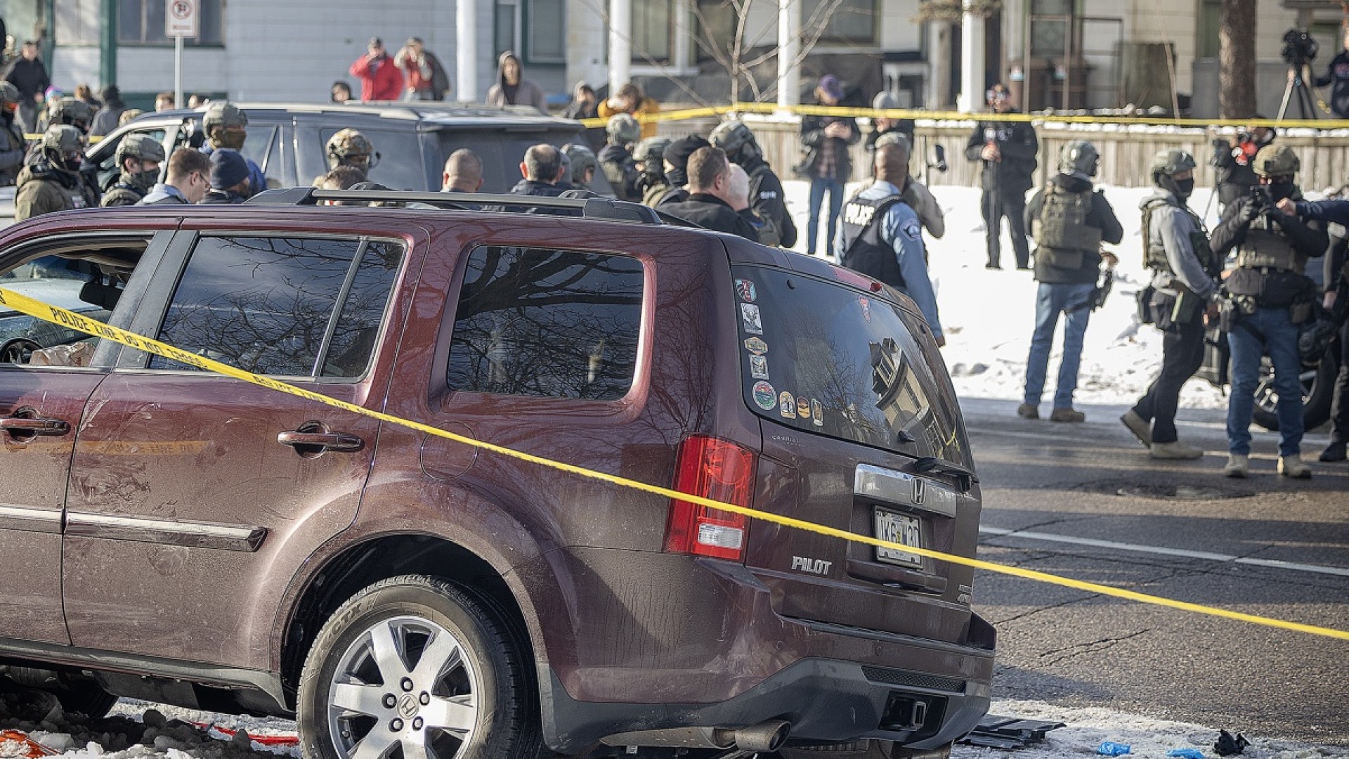 ‘This is my community’: Sen. Tina Smith reacts to Minneapolis ICE shooting