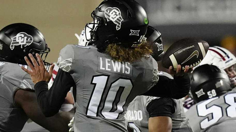 Deion Sanders shares update on quarterback Julian Lewis' offseason ...