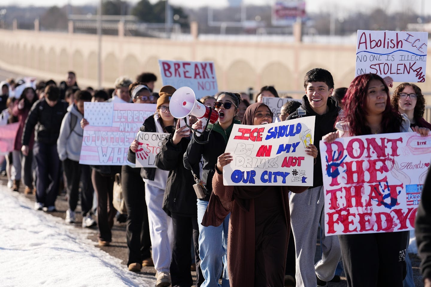 Live: Minnesota ICE operation continuing in force as protests demand ...