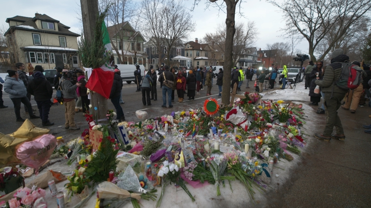 Crowds gather in South Minneapolis for Renee Good memorial on 'Day of ...