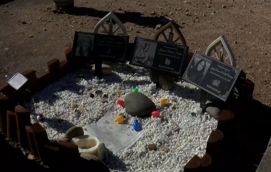 Someone stealing from memorial for University of Arizona students ...