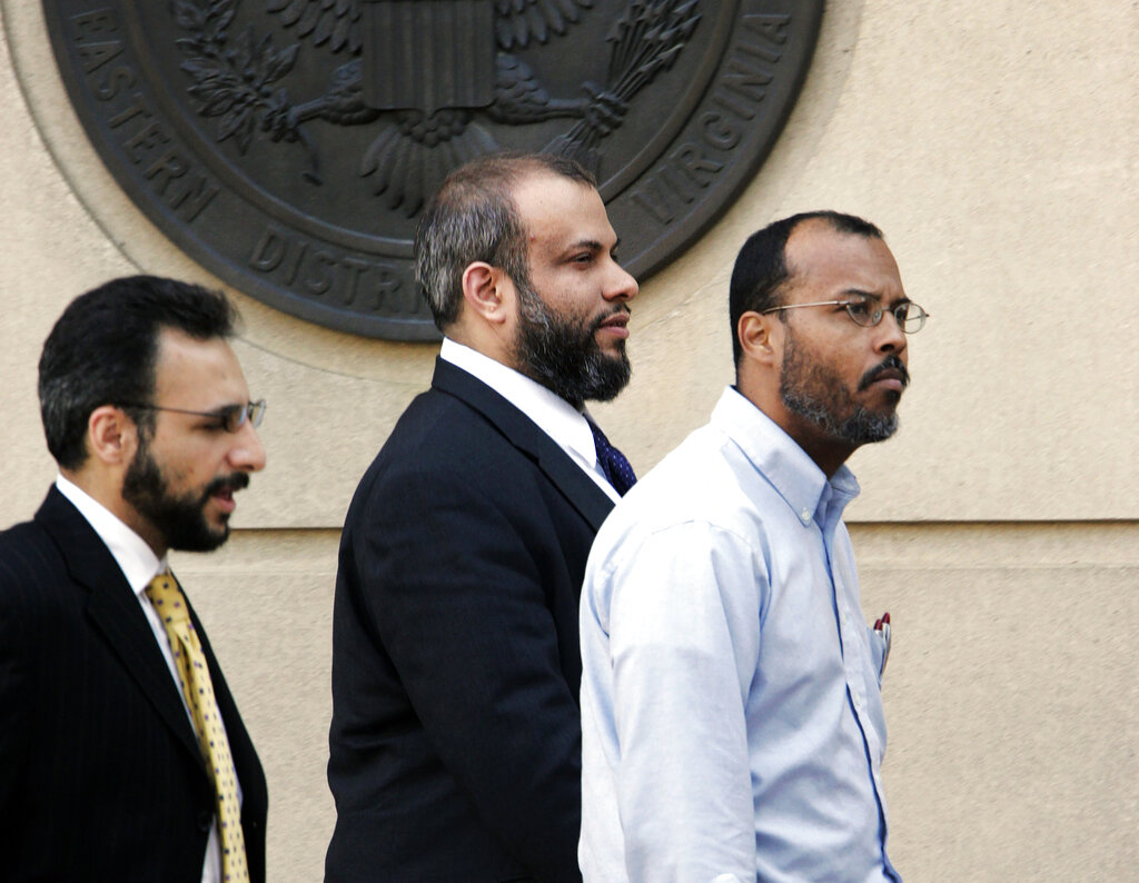Court throws out convictions of Muslim man who encouraged others to ...