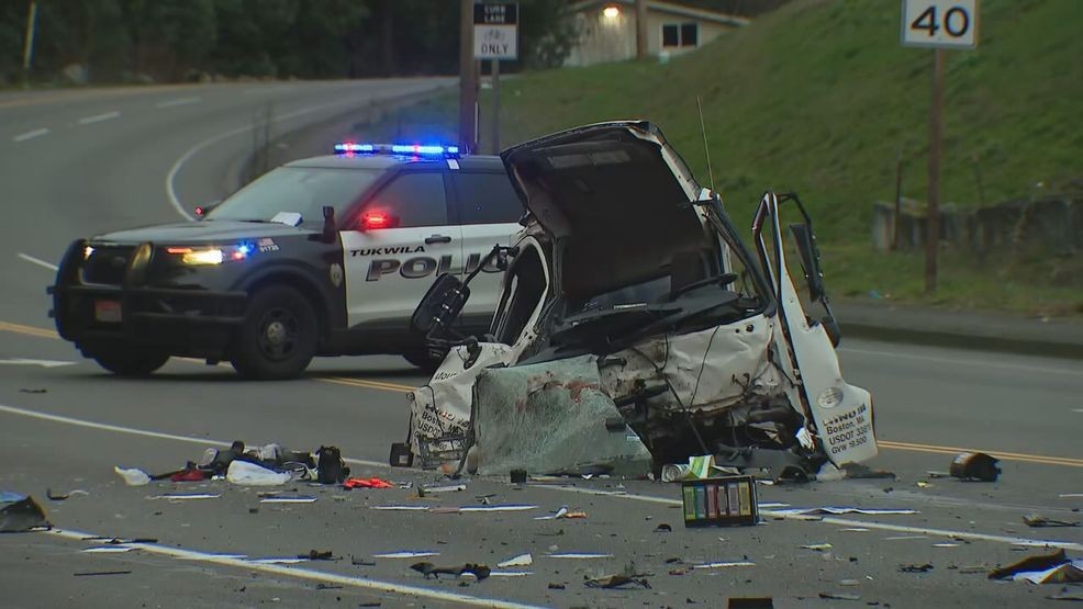 Semi-truck and box truck crash in Tukwila critically injures one ...