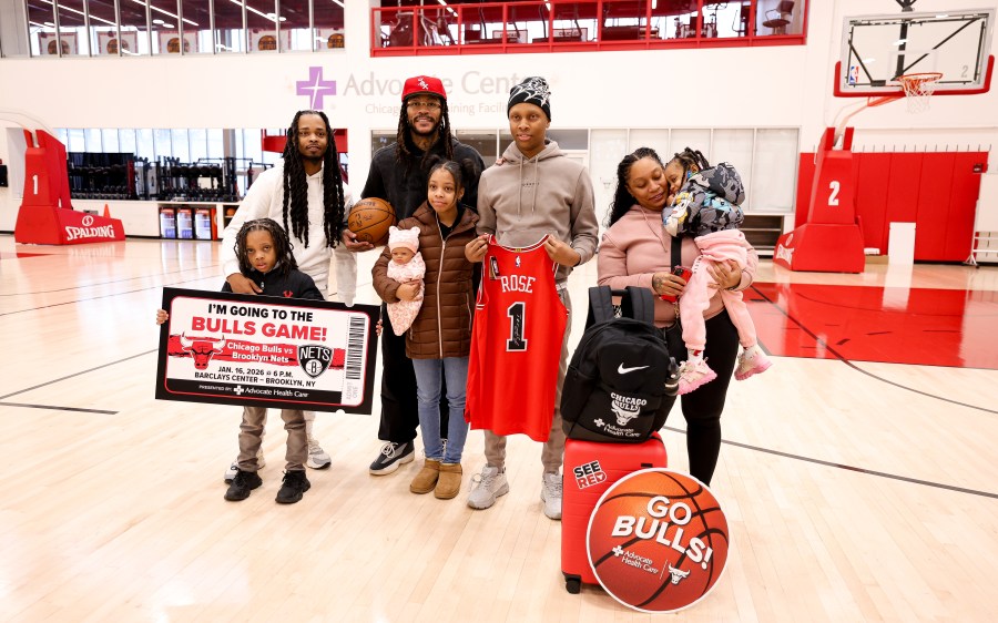 Chicago high school student battling cancer receives dream surprise ...