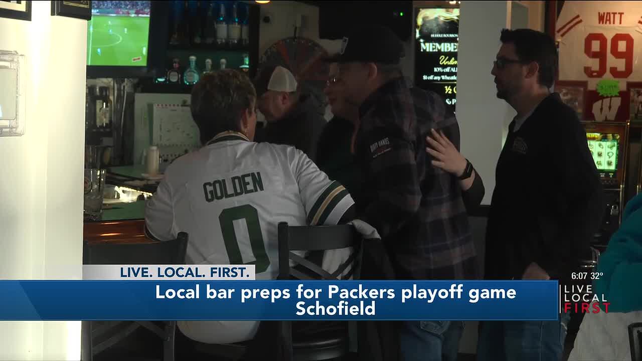 Packers-Bears playoff game drives business to local bars