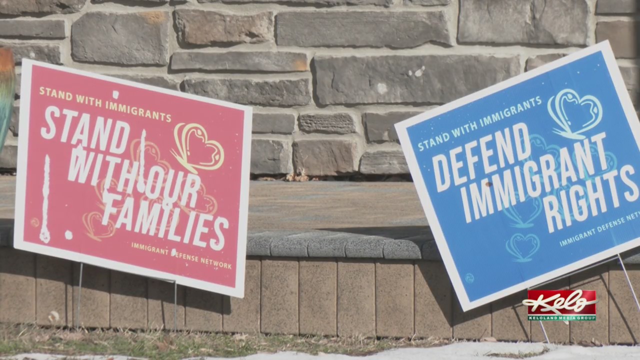 Minnesota community reaction to ICE shooting