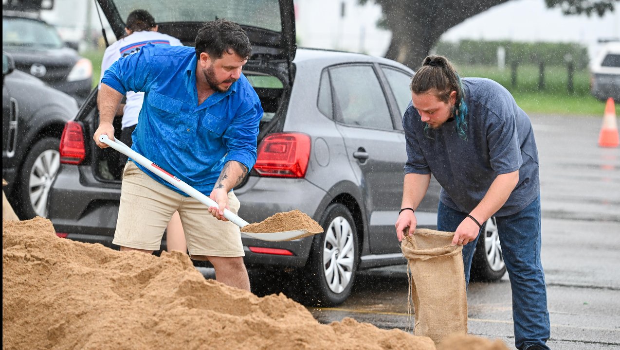 Residents hunker down as brewing cyclone eyes coast