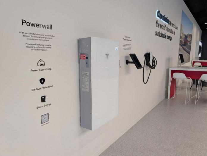 Visiting Tesla's Adelaide store: Tesla Optimus, Cybertruck, and Powerwall 3