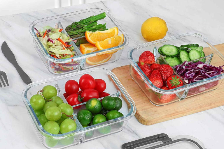 Amazon shoppers love these microwave-safe glass storage containers for ...