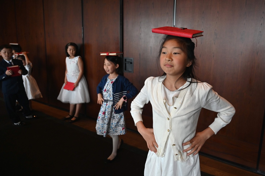 10 ridiculous ideas that are still instilled in young girls