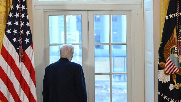 Trump, 79, wanders off to gaze at nonexistent building