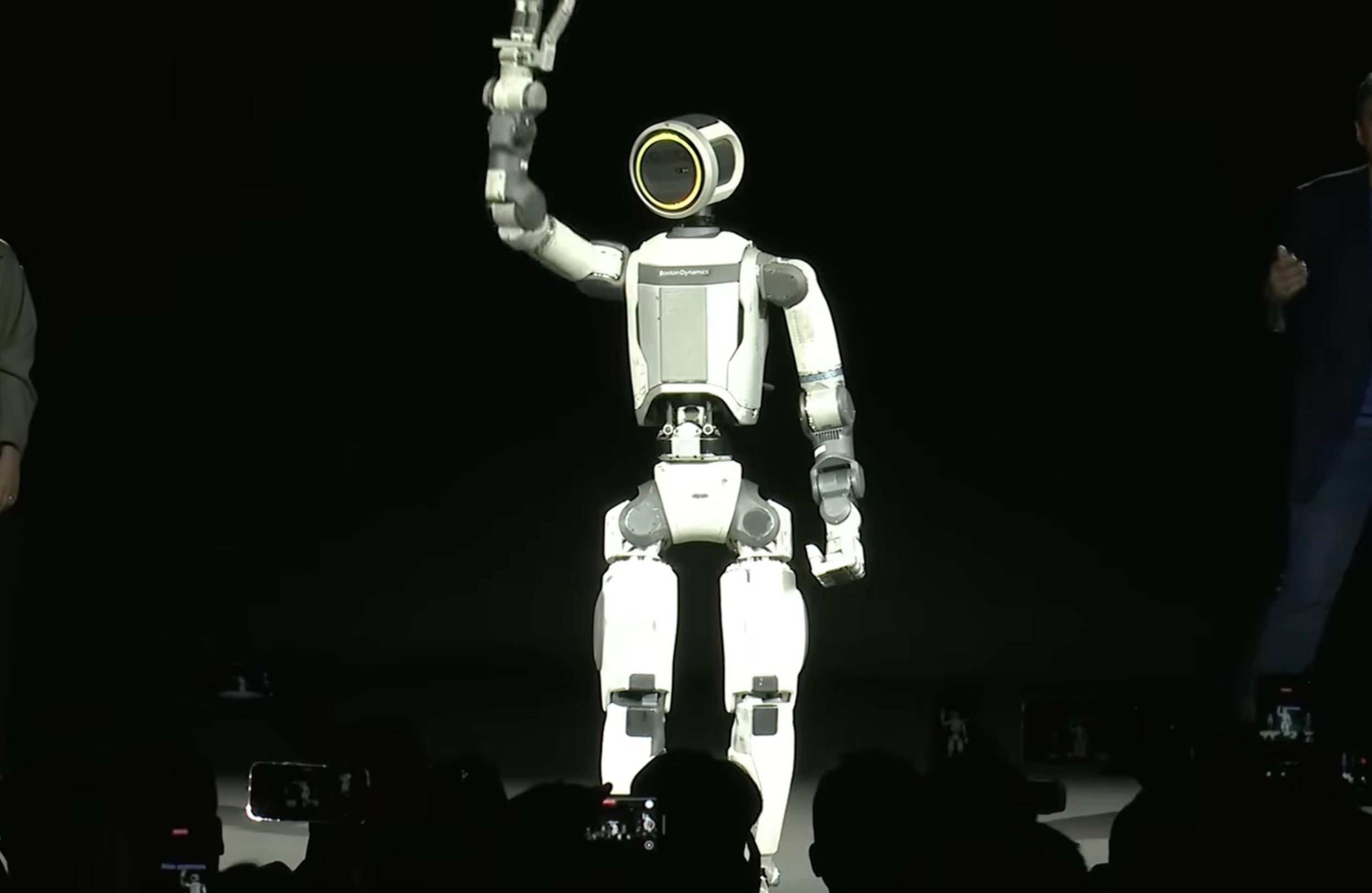 Atlas humanoid robot looks more ready than ever for the workplace