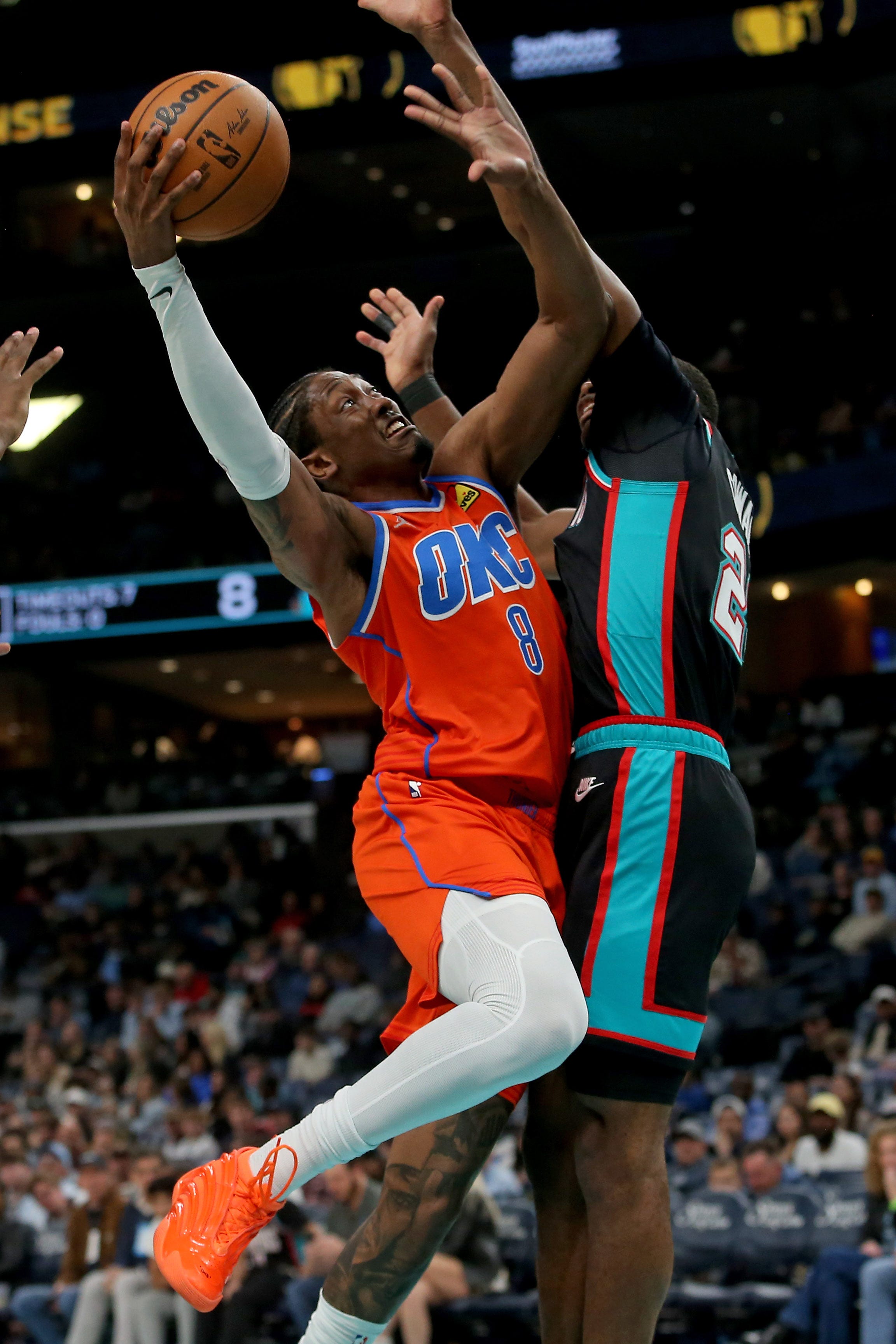 Thunder erase 21-point deficit, storm back to earn 16th straight win ...