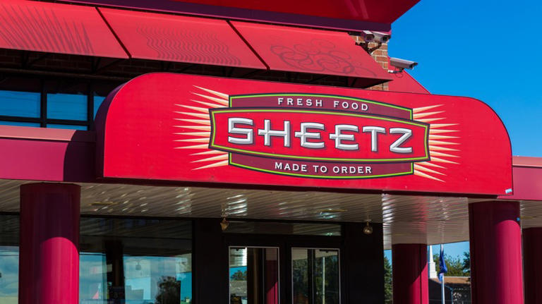 Philadelphia's first ever Sheetz set to open right across from its rival