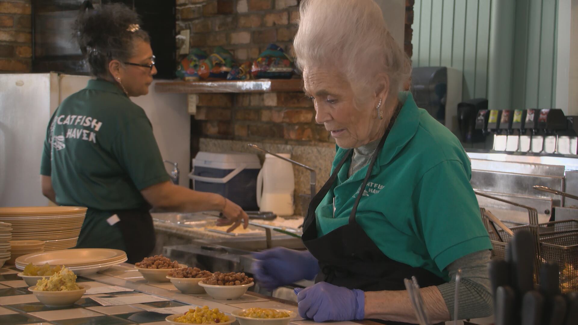“I’ll never retire”: 84-year-old cook fries up family recipes