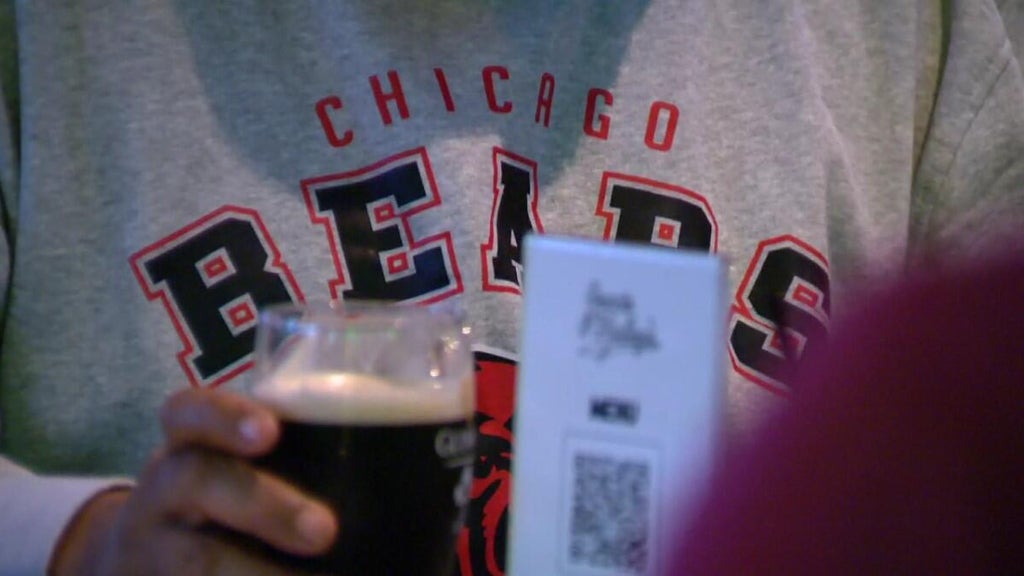 Chicago bars and restaurants expect boost from Bears playoff game this ...