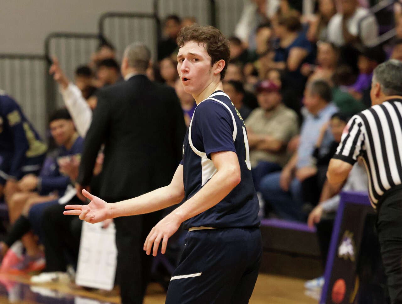 Alexander rains 13 threes on LBJ