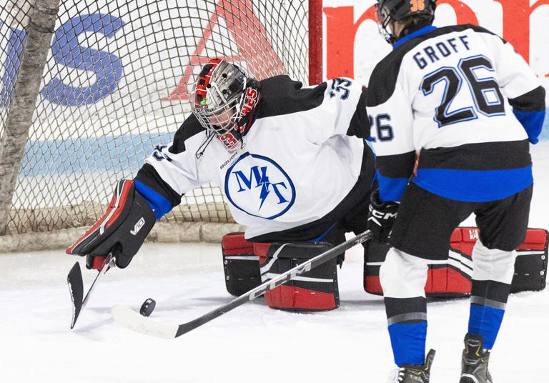 Keegan Nephin’s go-ahead goal helps Manheim Township ice hockey defeat ...