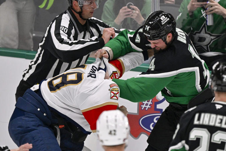 Noah Gregor, Dennis Cholowski placed on waivers