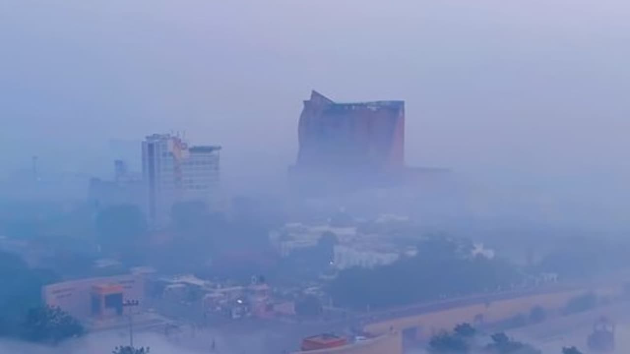 Uttar Pradesh weather latest update: Rain, hailstorm, dense fog warning ...