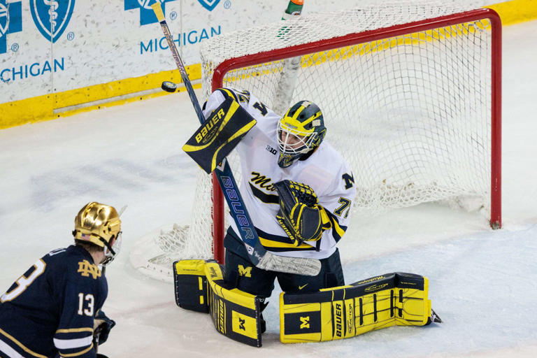 Our favorite photos as No. 1 Michigan hockey defeats Notre Dame