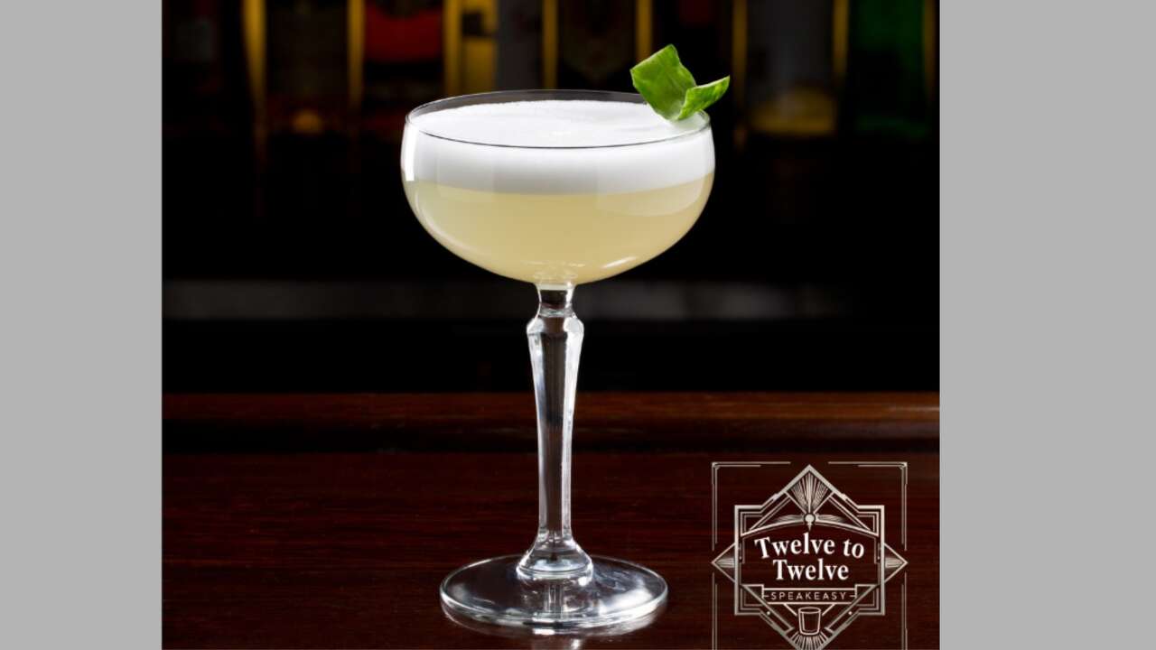 Swanky speakeasy is shaking up late nights minutes from San Anotnio