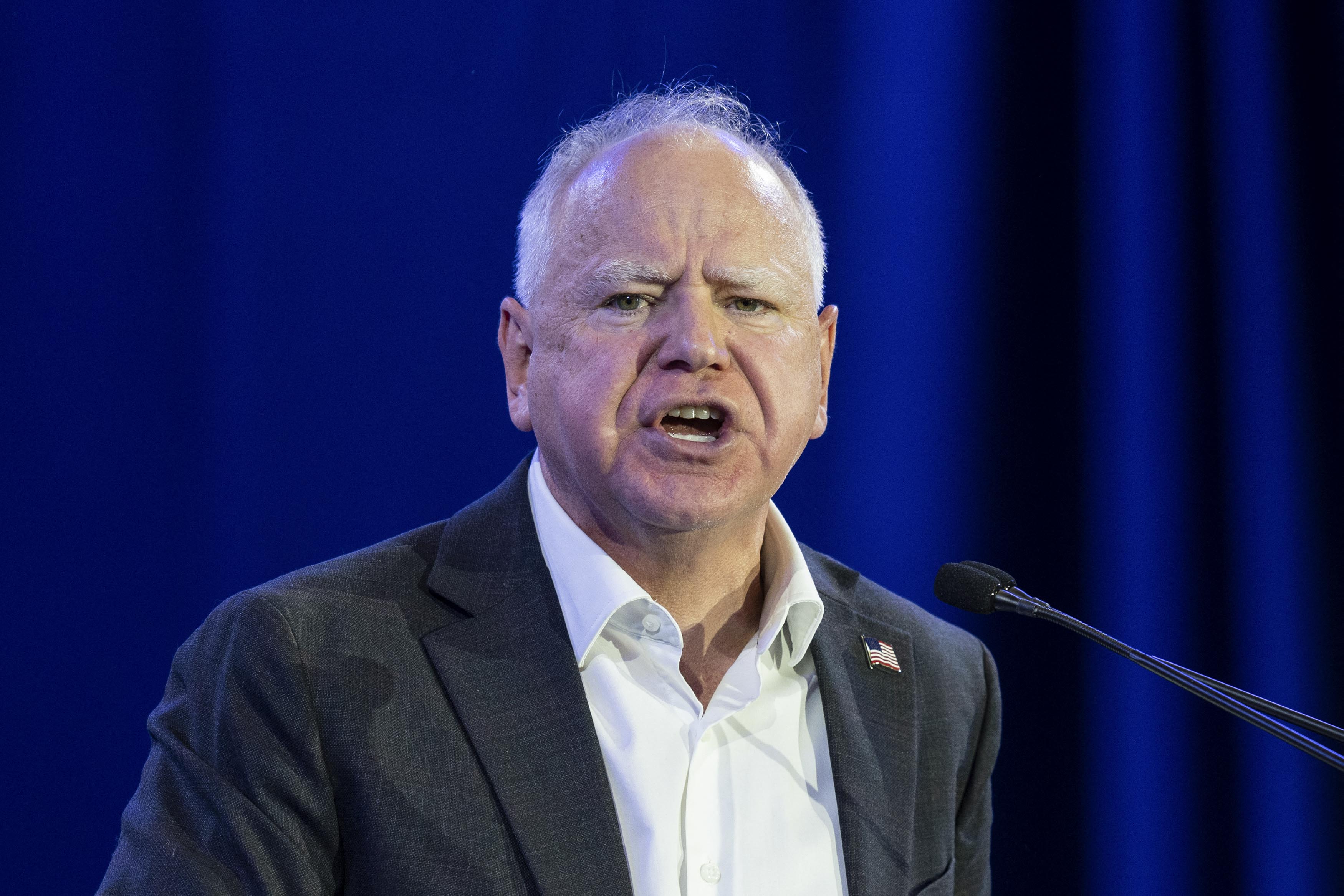 Gov. Walz demands Trump and Noem 'end this occupation'