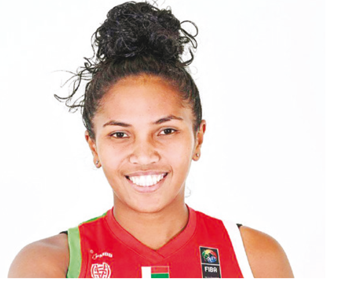 RAVAKA SAROBIDY RANDRIATAHIANA - « Le titre continental fait taire les ...