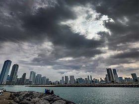 Calm weather holds across UAE, light rain possible in parts