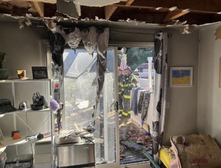 Major damage: Marinwood townhouse blaze displaces residents, structure ...