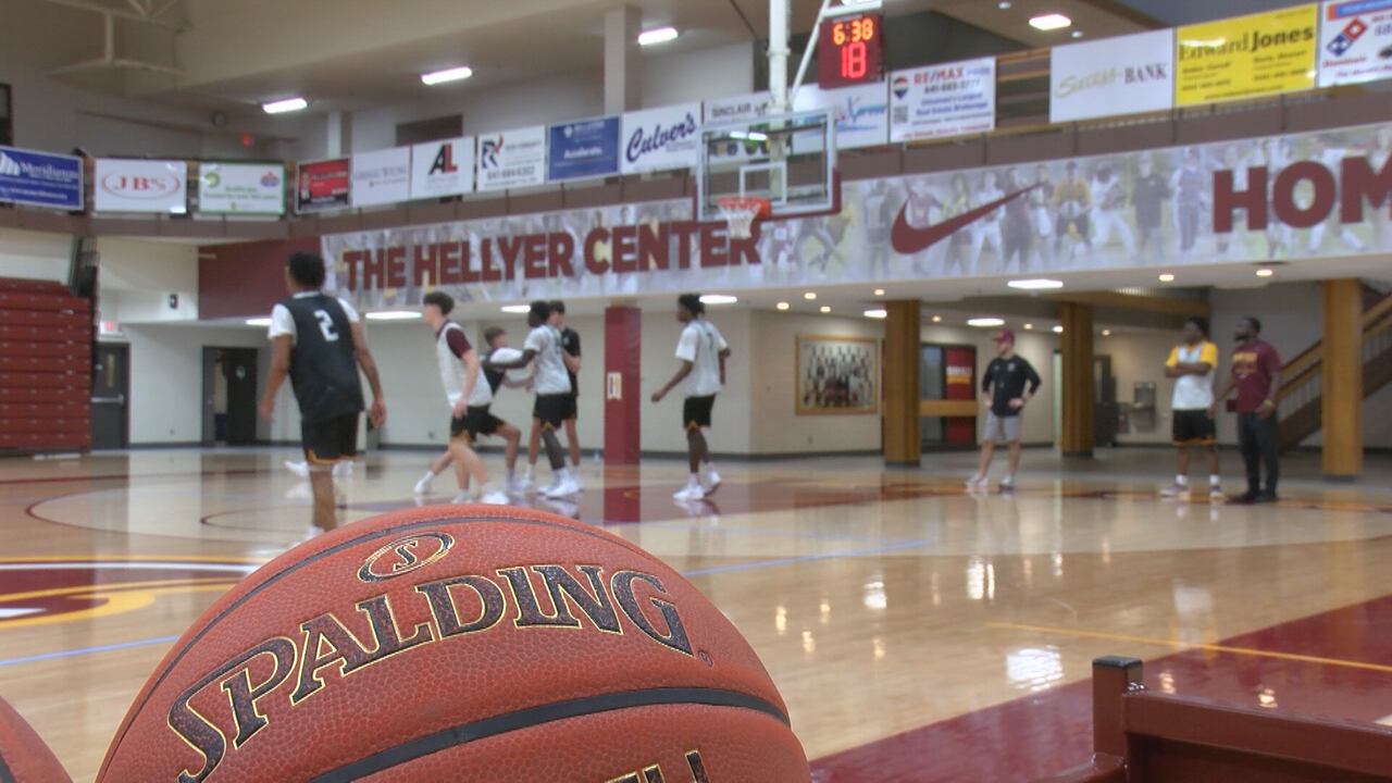 Indian Hills Men’s basketball looks towards success heading into ...