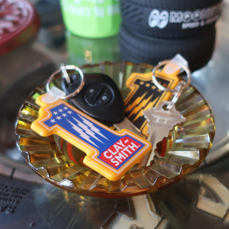 バイクに映える!CLAY SMITHから「アメリカンキーリング」2種が登場