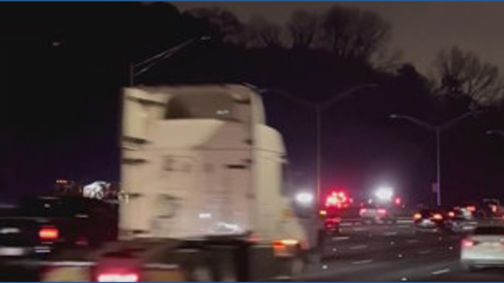 Don't publish red alert: crash shuts I-75/85 SB