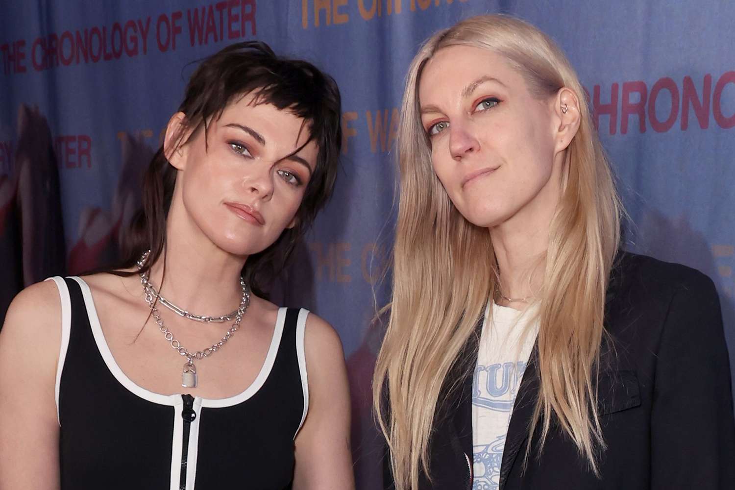 Kristen Stewart and wife Dylan Meyer hold hands on the red carpet at ...