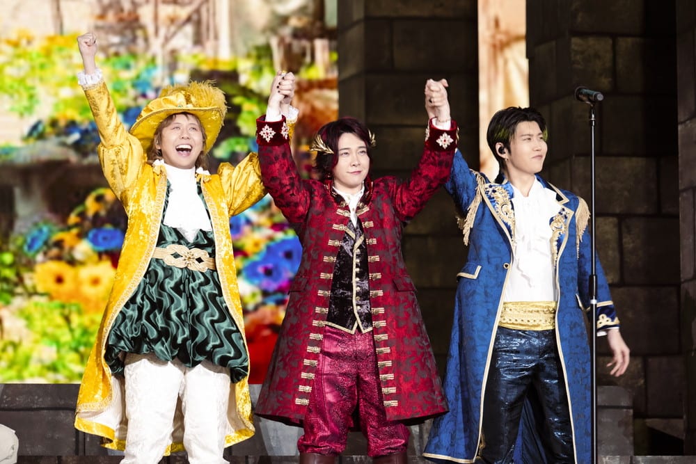 ＜ライブレポート＞Mrs. GREEN APPLE 巨大なバベルの塔と圧倒的な演奏に震撼 【DOME TOUR 2025 "BABEL no ...