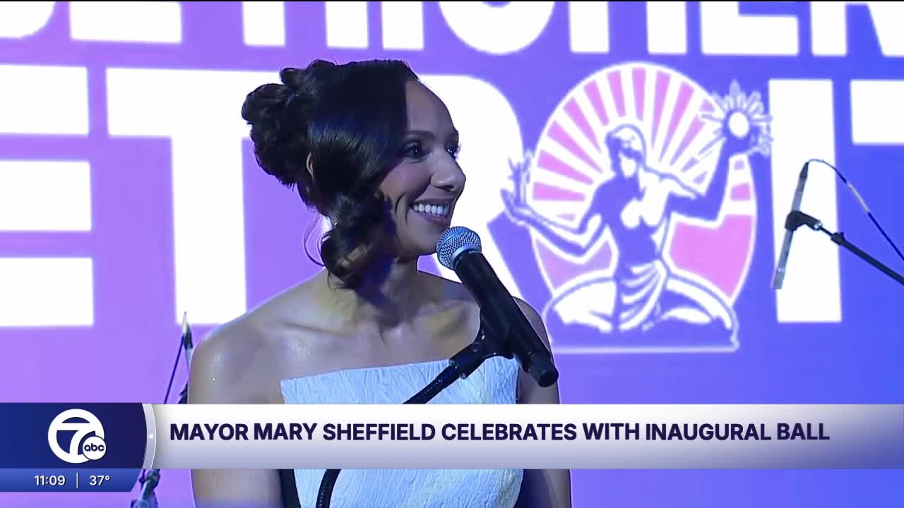 Detroit Mayor Mary Sheffield hosts first inaugural ball in over 50 years