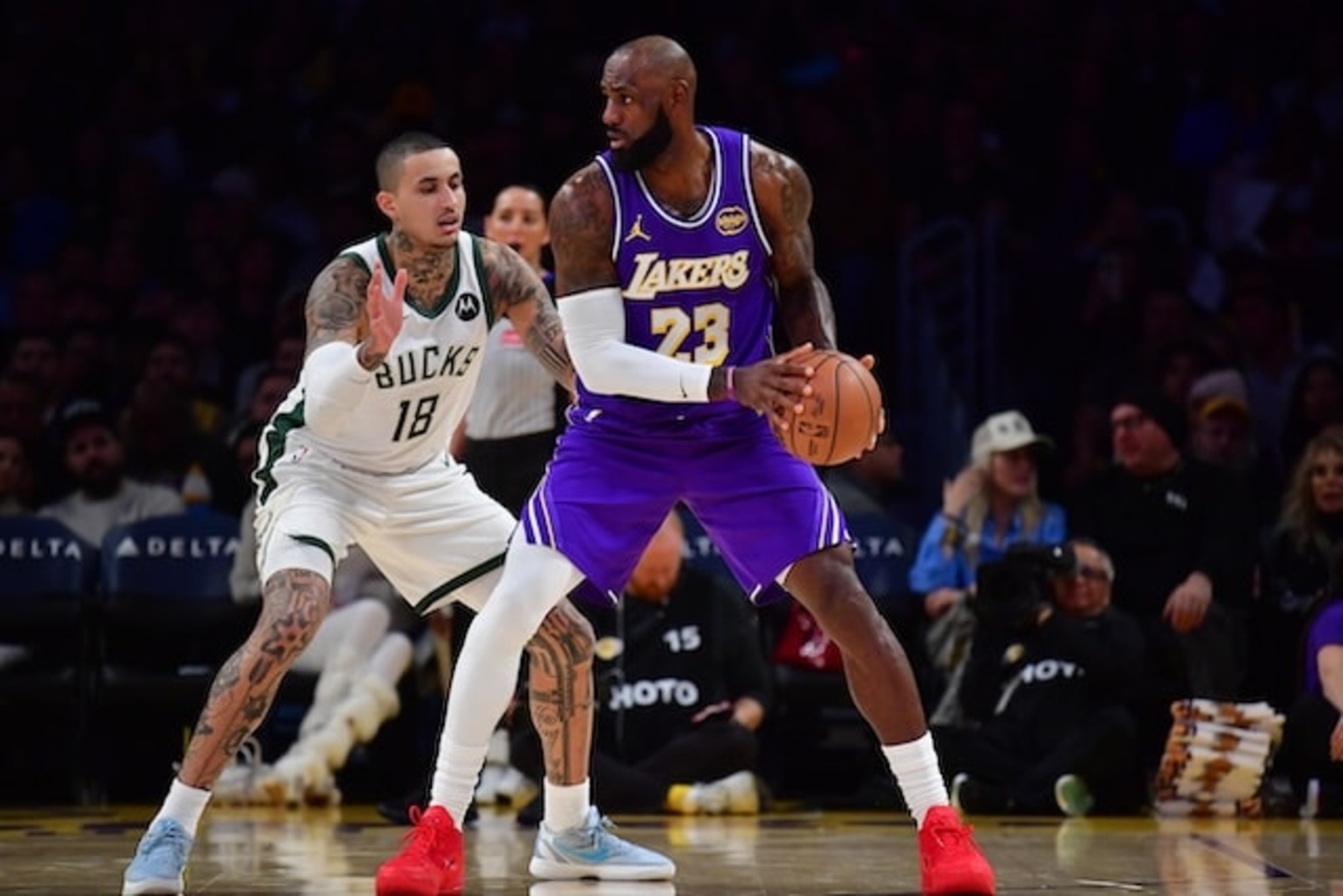 Lakers fall to Bucks for first clutch time loss of season