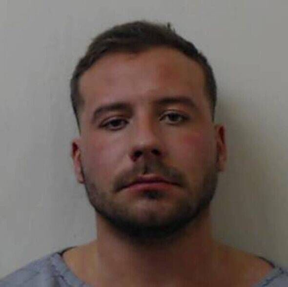 Sick boyfriend decapitated girlfriend and texted her mother pretending ...