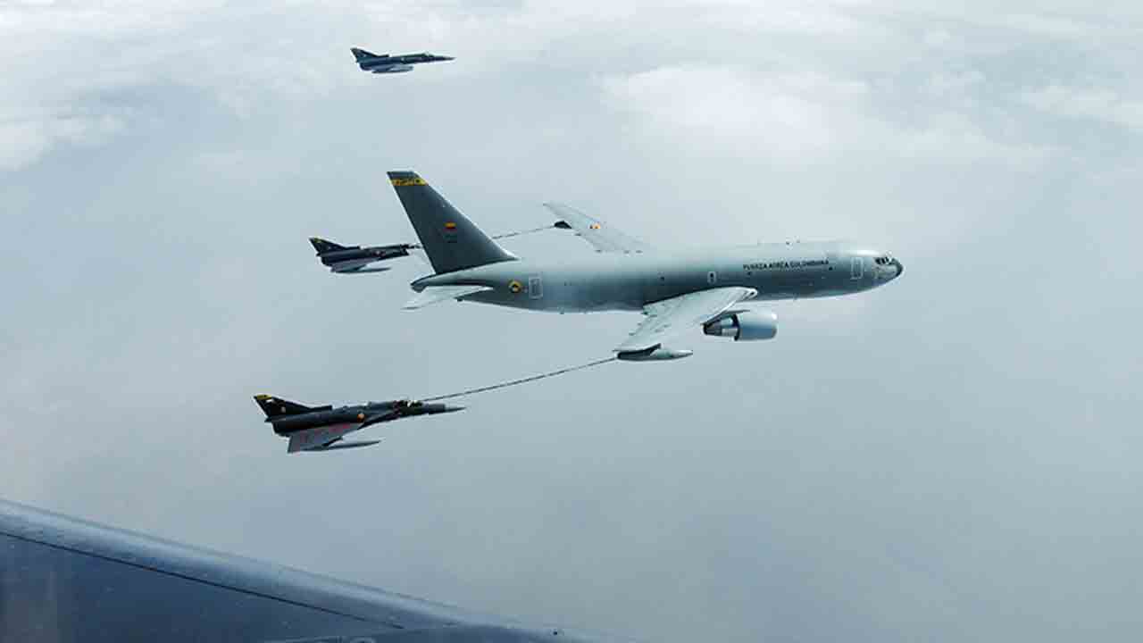 India approves US$ 1 billion for the purchase of six Boeing 767 MMTT ...