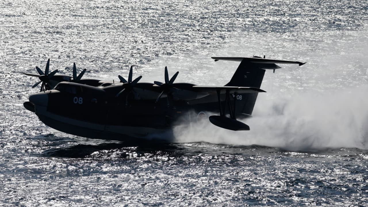 Indian Navy to acquire four amphibious aircraft on wet lease for ...