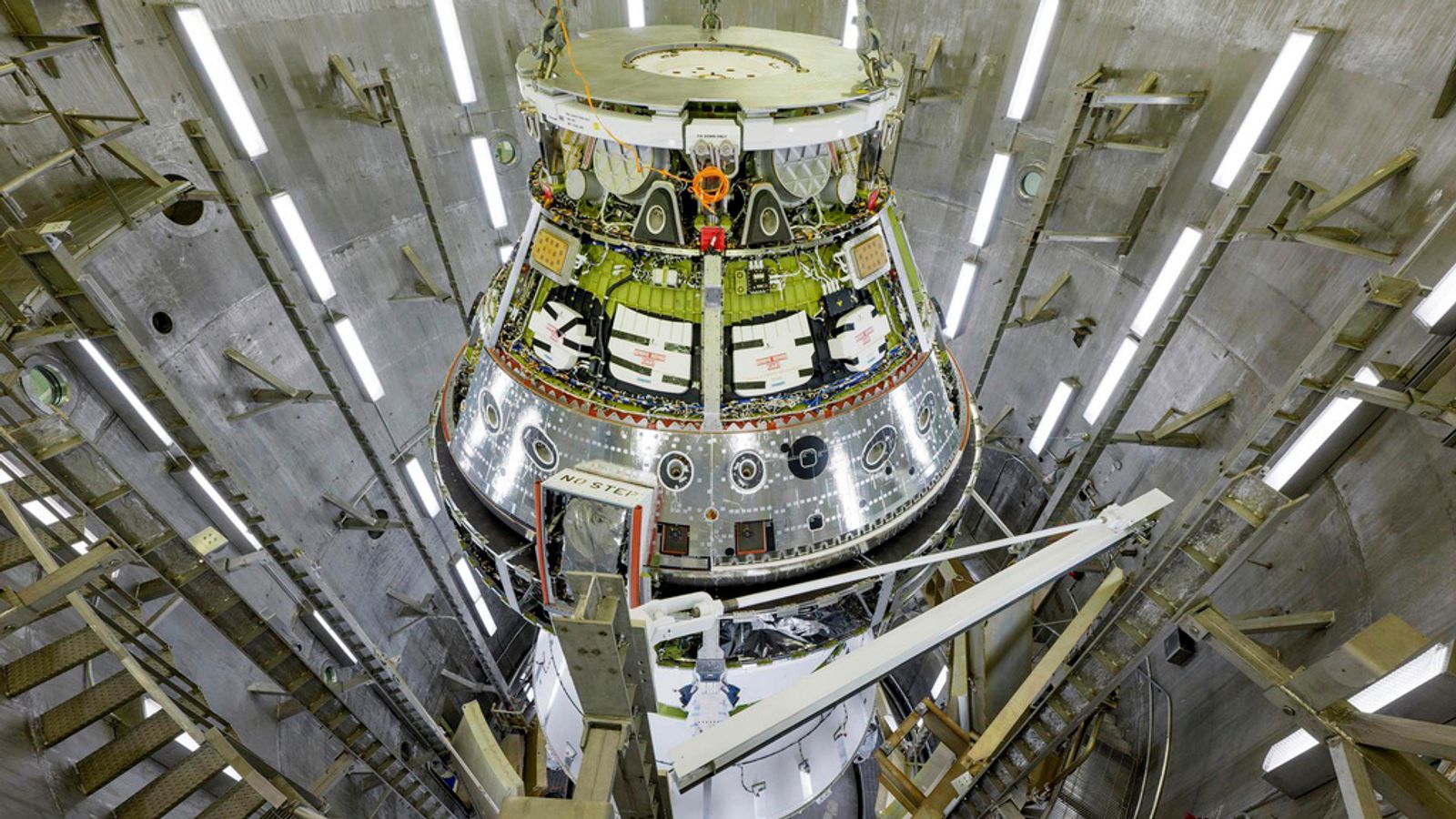 NASA mega-rocket for moon mission could launch in weeks