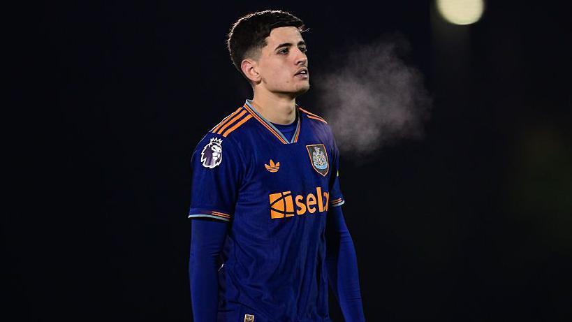Falkirk sign Parkinson from Newcastle United